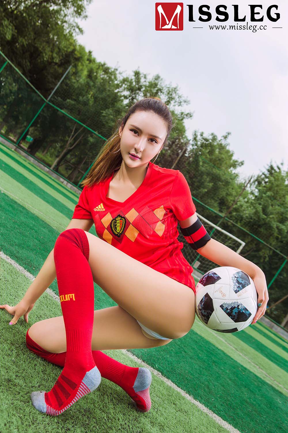 [MISSLEG蜜丝] 外拍系列 钻石版 V019 尹菲 – 世界杯2 - MISSLEG蜜丝钻石版